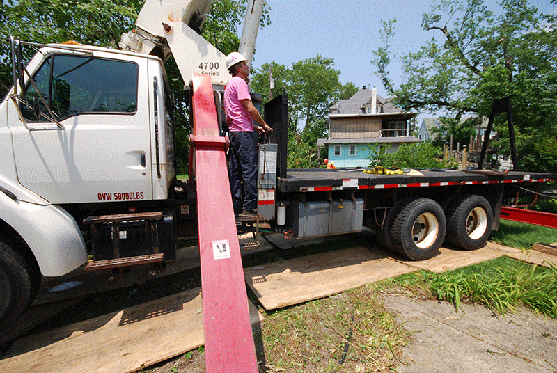 Crane Service | Meinhart's Tree Service